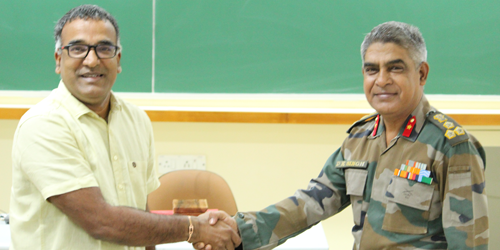 Army War College officers visit campus